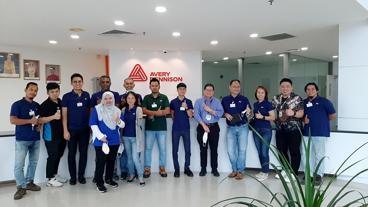 RFID Labels Manufacturer Avery Dennison Smartrac Tour